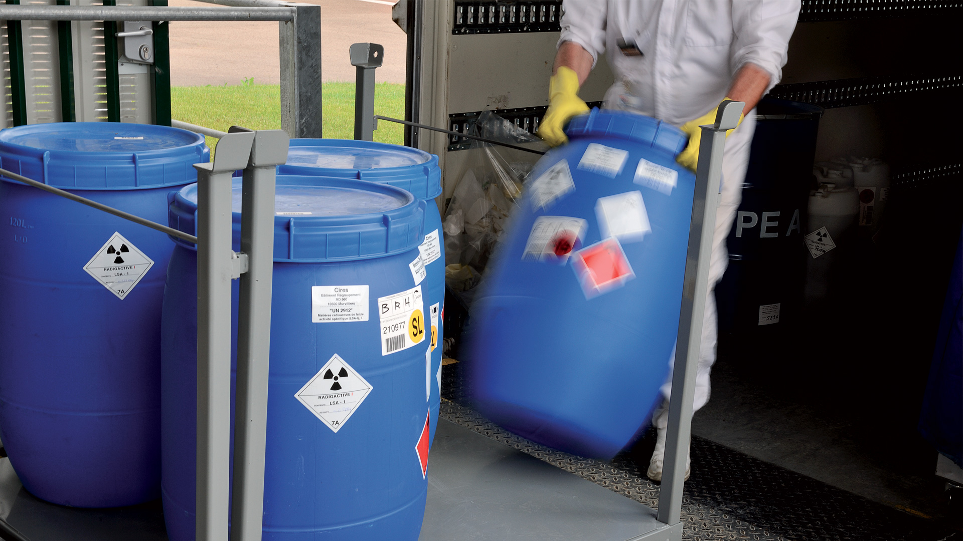 Prendre en charge les déchets radioactifs français